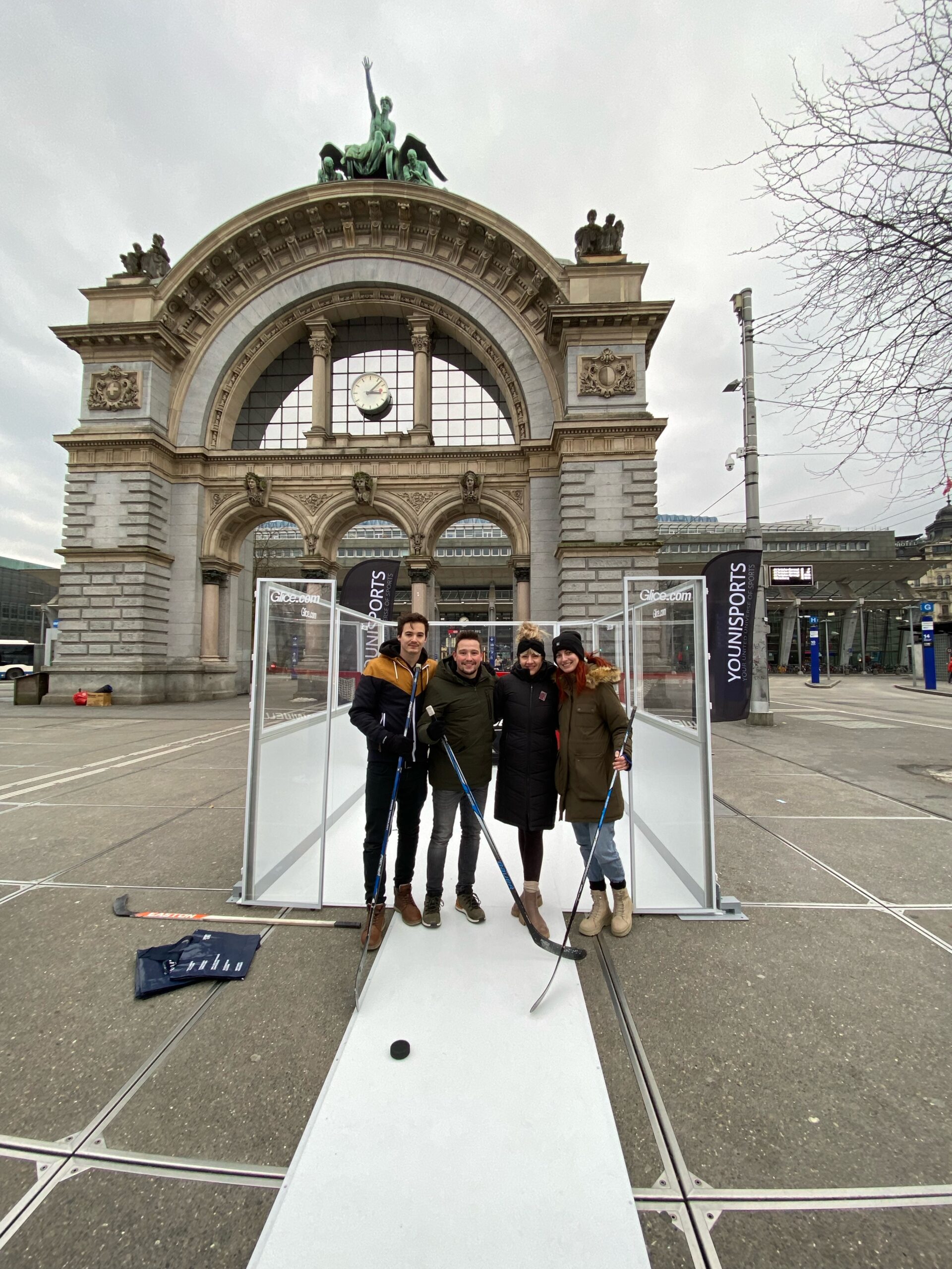 Insights zur ersten Aktion am Torbogen in Luzern - YOUNISPORTS